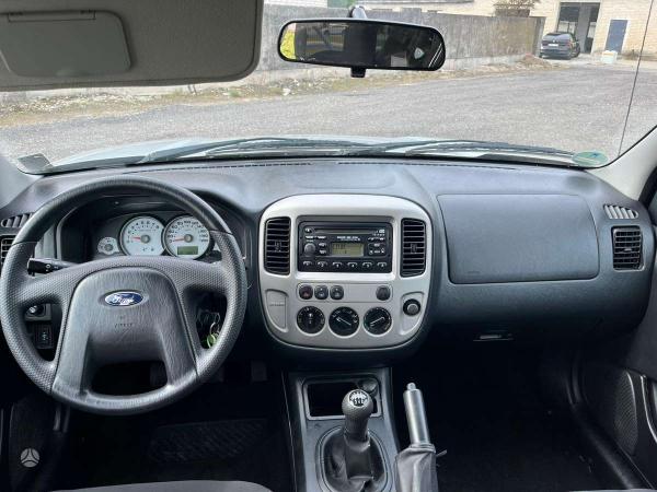 Pelēks Ford Maverick 2006 Marijampole, ar dzinēja tilpumu 2.26 L un nobraukumu 126 tūkst. km par 2850 €, foto 7 vietnē AUTOMOTO.COM.LV