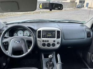 Grey Ford Maverick 2006 in Marijampole, with an engine capacity of 2.26 L and mileage of 126 thousand km for 2850 €, photo 7 on AUTOMOTO.COM.LV