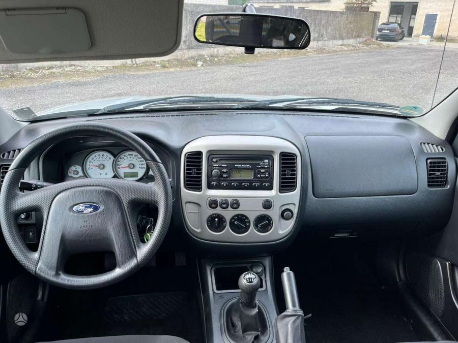 Grey Ford Maverick 2006 in Marijampole, with an engine capacity of 2.26 L and mileage of 126 thousand km for 2850 €, photo 7 on AUTOMOTO.COM.LV