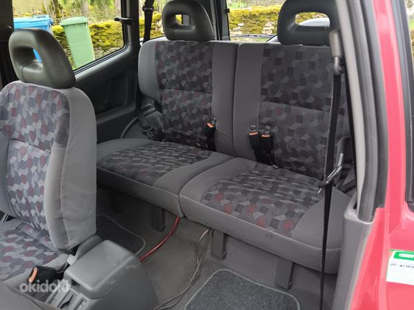 Sarkans Ford Maverick 1995 Tallina, ar dzinēja tilpumu 2.40 L un nobraukumu 231 tūkst. km par 3300 €, foto 4 vietnē AUTOMOTO.COM.LV