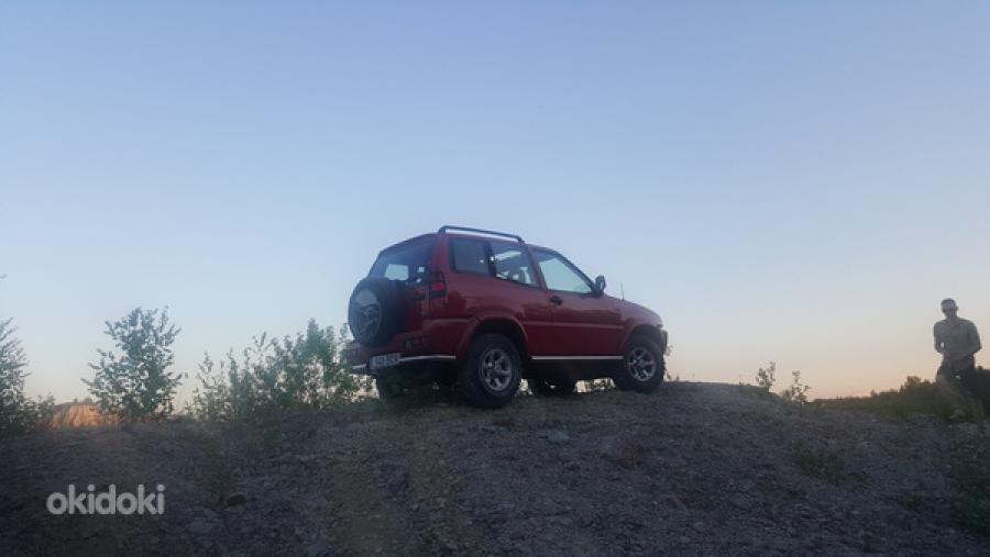 Sarkans Ford Maverick 1995 Tallina, ar dzinēja tilpumu 2.40 L un nobraukumu 231 tūkst. km par 3300 €, foto 11 vietnē AUTOMOTO.COM.LV