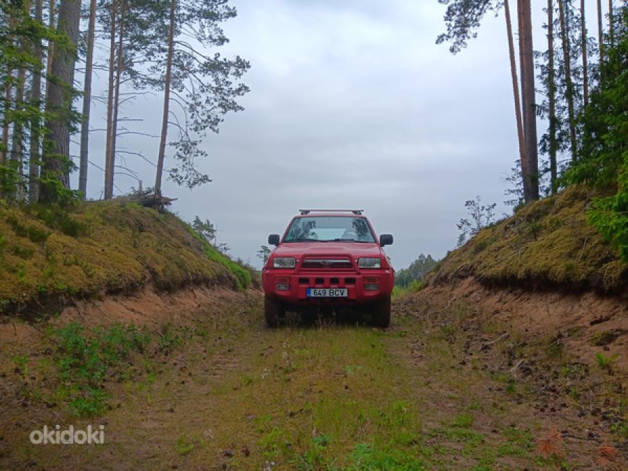 Sarkans Ford Maverick 1995 Tallina, ar dzinēja tilpumu 2.40 L un nobraukumu 231 tūkst. km par 3300 €, foto 14 vietnē AUTOMOTO.COM.LV