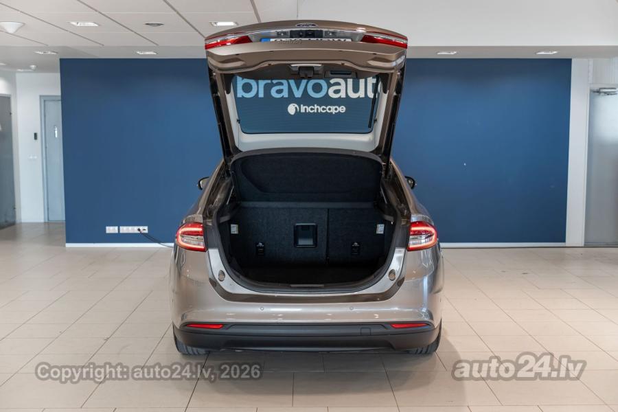 Smilšu krāsa Ford Mondeo 2020 Tallina, ar dzinēja tilpumu 2.00 L un nobraukumu 64 tūkst. km par 17790 €, foto 19 vietnē AUTOMOTO.COM.LV