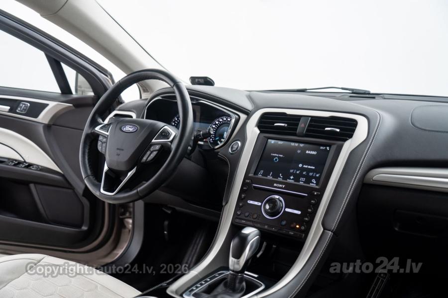 Smilšu krāsa Ford Mondeo 2017 Tallina, ar dzinēja tilpumu 2.00 L un nobraukumu 170 tūkst. km par 13999 €, foto 12 vietnē AUTOMOTO.COM.LV