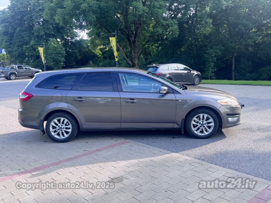 Beige Ford Mondeo 2012 in Rakvere, with an engine capacity of 2.00 L and mileage of 456 thousand km for 4200 €, photo 7 on AUTOMOTO.COM.LV