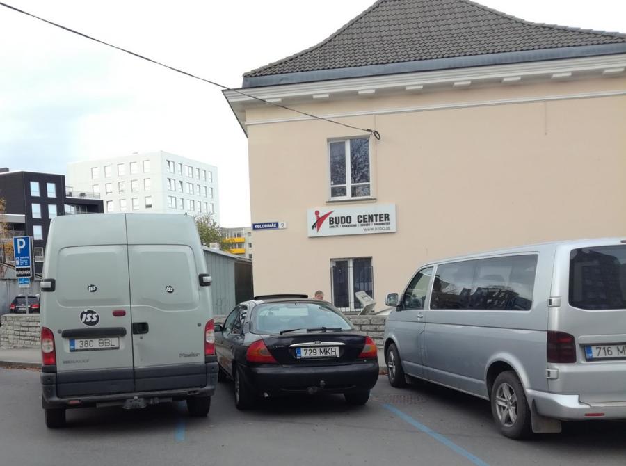 Melns Ford Mondeo 1996 Tallina, ar dzinēja tilpumu 0.00 L un nobraukumu 207 tūkst. km par 1500 €, foto 9 vietnē AUTOMOTO.COM.LV