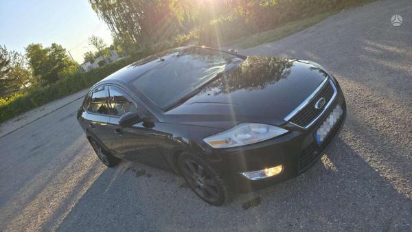 Black Ford Mondeo 2007 in Ukmerge, with an engine capacity of 2.00 L and mileage of 307 thousand km for 1700 €, photo 2 on AUTOMOTO.COM.LV