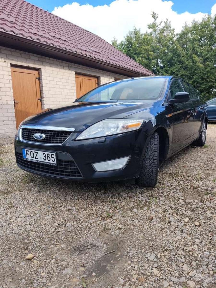 Black Ford Mondeo 2007 in Kaunas, with an engine capacity of 1.75 L and mileage of 385 thousand km for 1600 €, photo 1 on AUTOMOTO.COM.LV