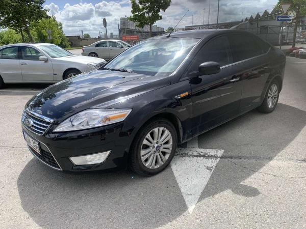 Black Ford Mondeo 2007 in Klaipeda, with an engine capacity of 1.75 L and mileage of 303 thousand km for 2200 €, photo 3 on AUTOMOTO.COM.LV