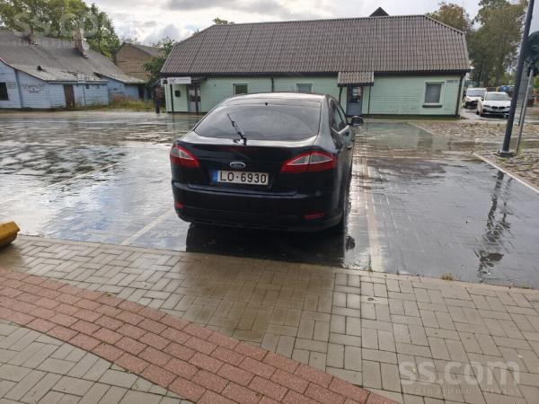 Black Ford Mondeo 2007 in Riga, with an engine capacity of 2.00 L and mileage of 286 thousand km for 2200 €, photo 5 on AUTOMOTO.COM.LV