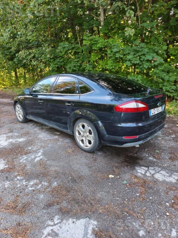 Melns Ford Mondeo 2007 Rīga, ar dzinēja tilpumu 2.00 L un nobraukumu 285 tūkst. km par 1900 €, foto 4 vietnē AUTOMOTO.COM.LV