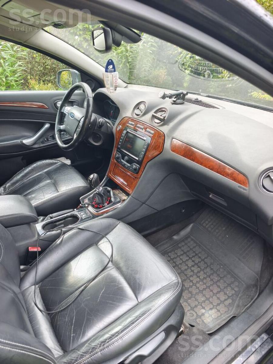 Melns Ford Mondeo 2007 Rīga, ar dzinēja tilpumu 2.00 L un nobraukumu 285 tūkst. km par 1900 €, foto 8 vietnē AUTOMOTO.COM.LV