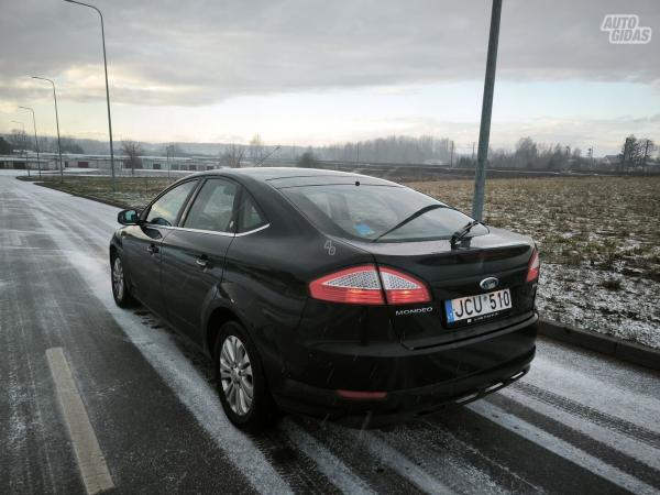 Melns Ford Mondeo 2008 Telšiai, ar dzinēja tilpumu 2.00 L un nobraukumu 320 tūkst. km par 1450 €, foto 3 vietnē AUTOMOTO.COM.LV