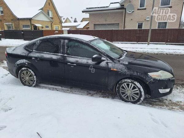 Black Ford Mondeo 2008 in Siauliai, with an engine capacity of 1.80 L and mileage of 300 thousand km for 1750 €, photo 1 on AUTOMOTO.COM.LV