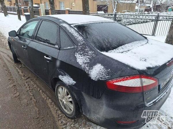 Black Ford Mondeo 2008 in Siauliai, with an engine capacity of 1.80 L and mileage of 300 thousand km for 1650 €, photo 5 on AUTOMOTO.COM.LV