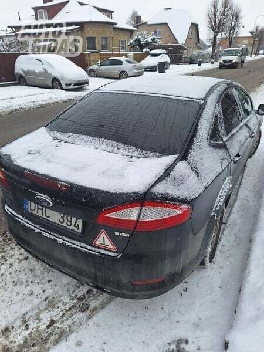 Black Ford Mondeo 2008 in Siauliai, with an engine capacity of 1.80 L and mileage of 300 thousand km for 1550 €, photo 4 on AUTOMOTO.COM.LV