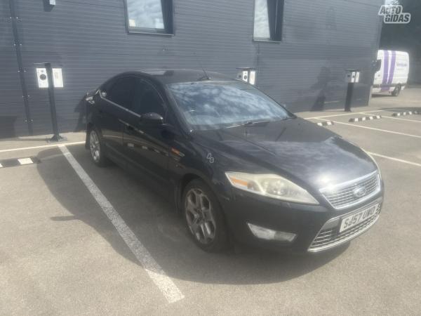 Ford Mondeo 2008 in Panevezys on AUTOMOTO.COM.LV Black Ford Mondeo 2008 in Panevezys, with an engine capacity of 2.00 L and mileage of 230 thousand km for 1200 €, photo 4 on AUTOMOTO.COM.LV