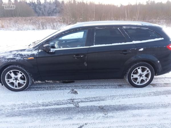 Melns Ford Mondeo 2009 Kauņa, ar dzinēja tilpumu 1.80 L un nobraukumu 288 tūkst. km par 2000 €, foto 3 vietnē AUTOMOTO.COM.LV