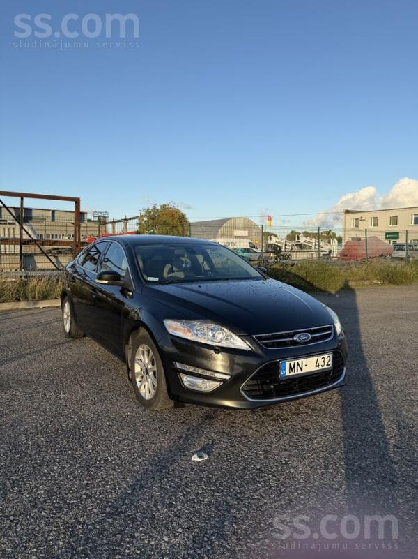 Black Ford Mondeo 2010 in Liepaja, with an engine capacity of 2.00 L and mileage of 308 thousand km for 3200 €, photo 3 on AUTOMOTO.COM.LV