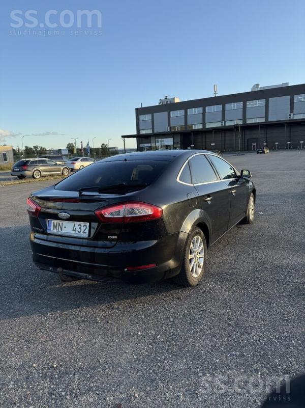 Black Ford Mondeo 2010 in Liepaja, with an engine capacity of 2.00 L and mileage of 308 thousand km for 3200 €, photo 4 on AUTOMOTO.COM.LV