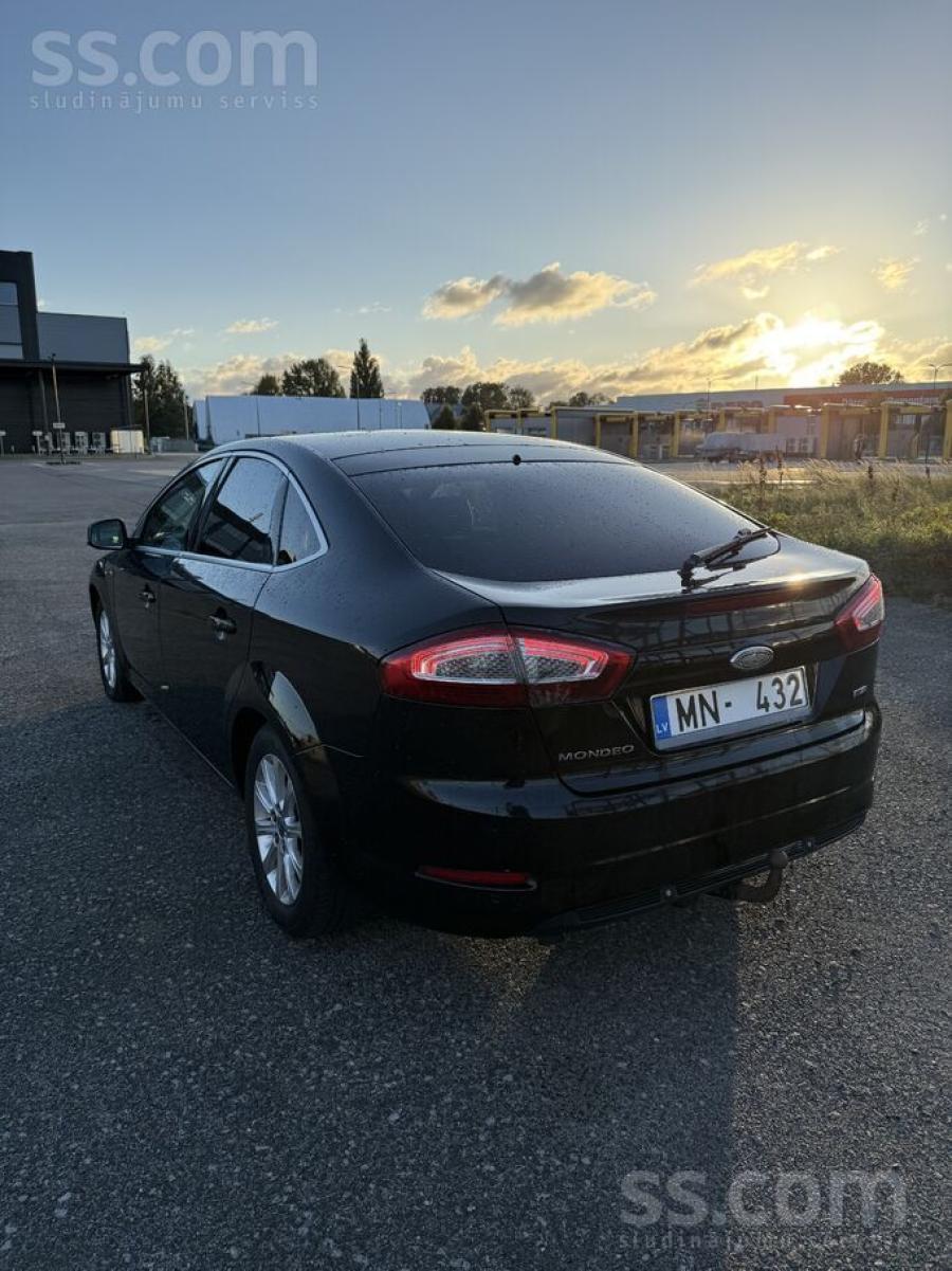 Black Ford Mondeo 2010 in Liepaja, with an engine capacity of 2.00 L and mileage of 308 thousand km for 3200 €, photo 5 on AUTOMOTO.COM.LV