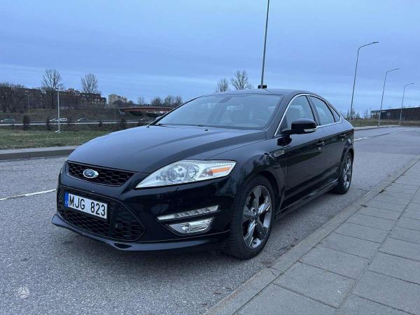 Black Ford Mondeo 2011 in Vilnius, with an engine capacity of 2.20 L and mileage of 228 thousand km for 4800 €, photo 1 on AUTOMOTO.COM.LV