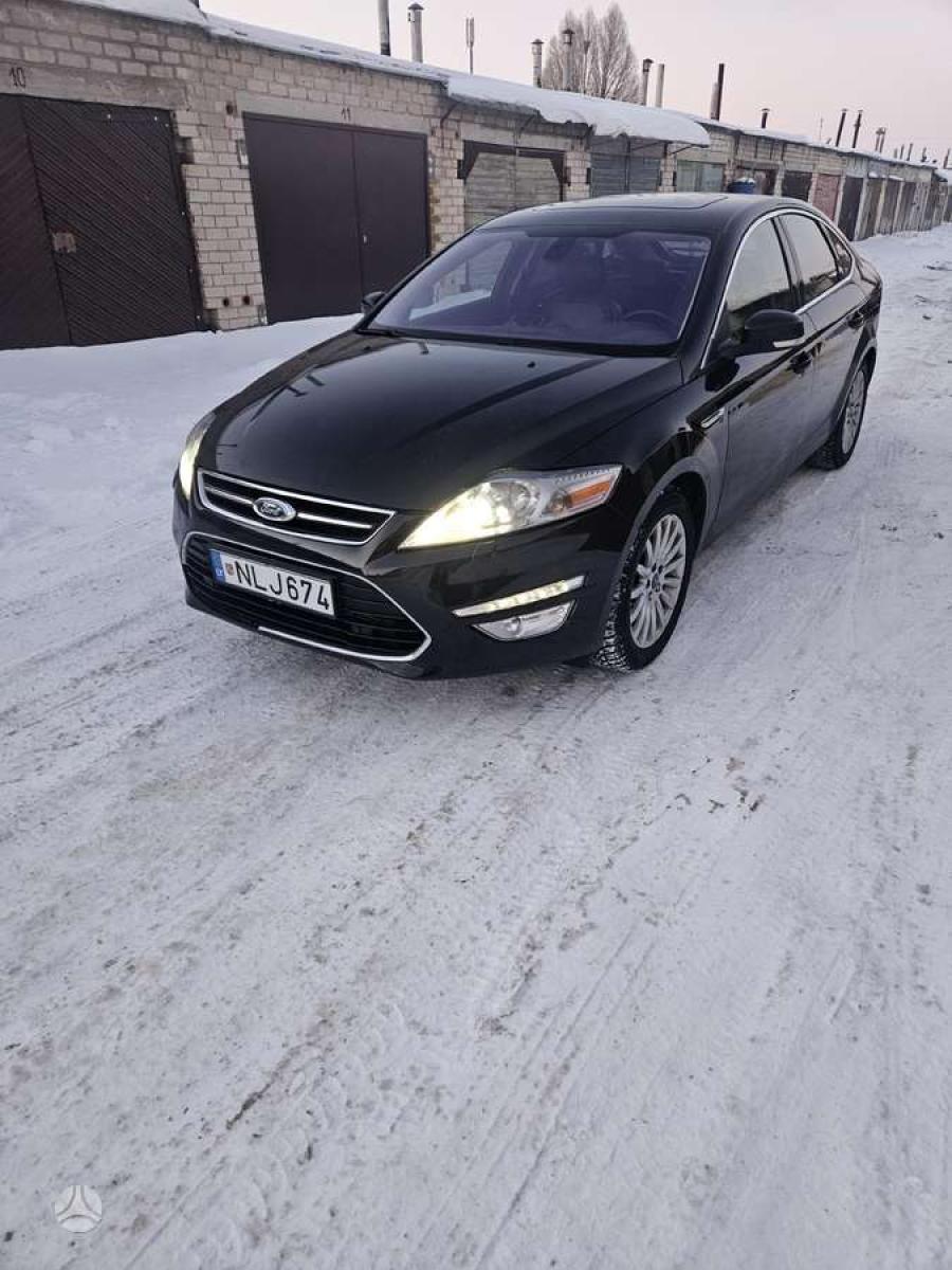 Black Ford Mondeo 2011 in Mazeikiai, with an engine capacity of 2.00 L and mileage of 328 thousand km for 4000 €, photo 2 on AUTOMOTO.COM.LV