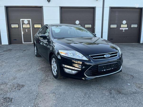 Black Ford Mondeo 2011 in Utena, with an engine capacity of 2.00 L and mileage of 141 thousand km for 3400 €, photo 2 on AUTOMOTO.COM.LV