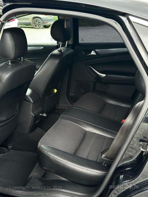 Melns Ford Mondeo 2011 Tallina, ar dzinēja tilpumu 2.00 L un nobraukumu 430 tūkst. km par 2499 €, foto 15 vietnē AUTOMOTO.COM.LV