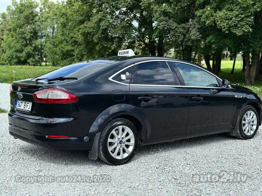 Melns Ford Mondeo 2011 Tallina, ar dzinēja tilpumu 2.00 L un nobraukumu 430 tūkst. km par 2499 €, foto 17 vietnē AUTOMOTO.COM.LV