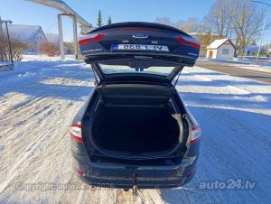 Black Ford Mondeo 2012 in Paide, with an engine capacity of 1.60 L and mileage of 209 thousand km for 5490 €, photo 7 on AUTOMOTO.COM.LV