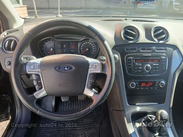Melns Ford Mondeo 2012 Tallina, ar dzinēja tilpumu 2.00 L un nobraukumu 168 tūkst. km par 6500 €, foto 7 vietnē AUTOMOTO.COM.LV