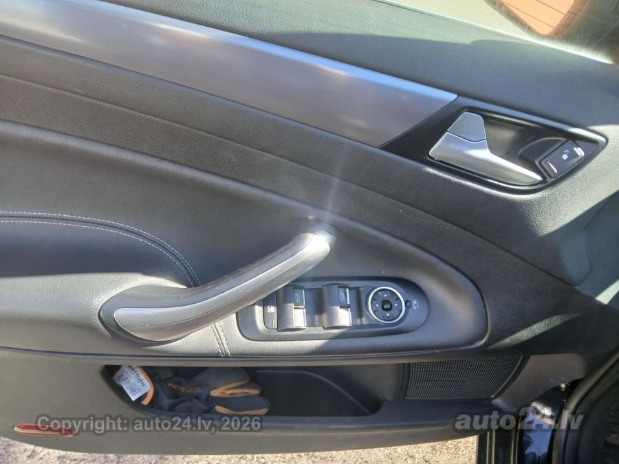 Melns Ford Mondeo 2012 Tallina, ar dzinēja tilpumu 2.00 L un nobraukumu 168 tūkst. km par 6500 €, foto 10 vietnē AUTOMOTO.COM.LV