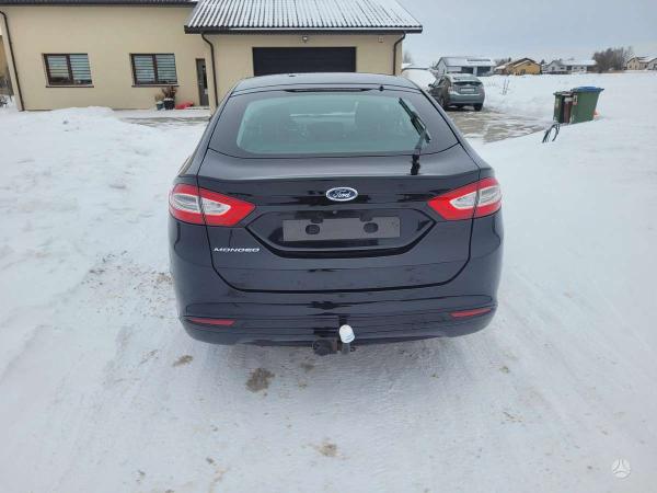 Melns Ford Mondeo 2015 Raseiniai, ar dzinēja tilpumu 2.00 L un nobraukumu 263 tūkst. km par 6850 €, foto 4 vietnē AUTOMOTO.COM.LV