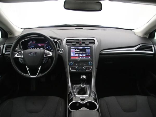 Black Ford Mondeo 2015 in Vilnius, with an engine capacity of 1.50 L and mileage of 181 thousand km for 8499 €, photo 2 on AUTOMOTO.COM.LV