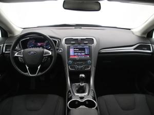 Black Ford Mondeo 2015 in Vilnius, with an engine capacity of 1.50 L and mileage of 181 thousand km for 8499 €, photo 3 on AUTOMOTO.COM.LV
