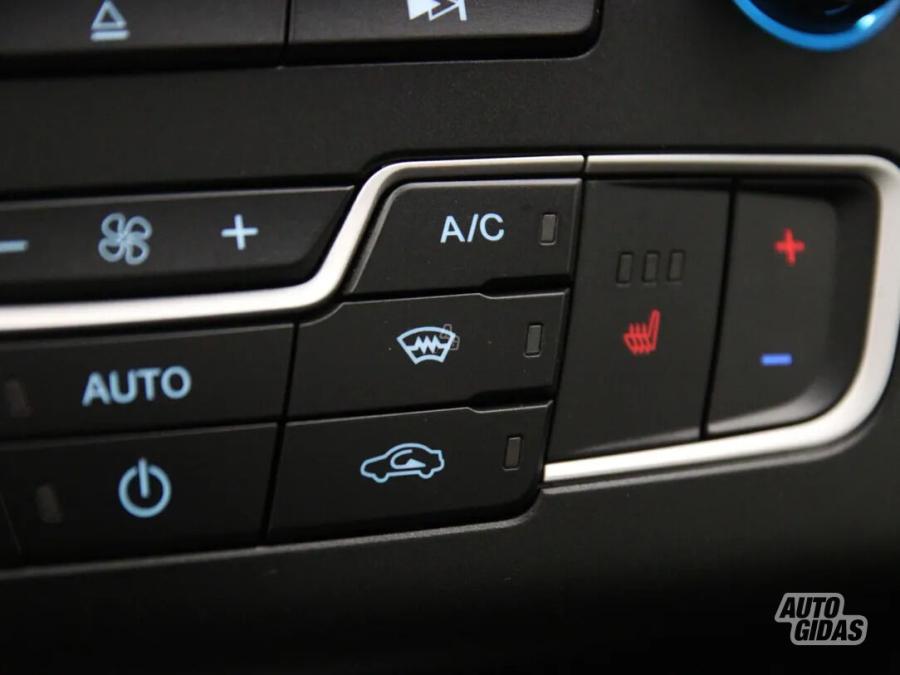 Black Ford Mondeo 2015 in Vilnius, with an engine capacity of 1.50 L and mileage of 181 thousand km for 8499 €, photo 32 on AUTOMOTO.COM.LV