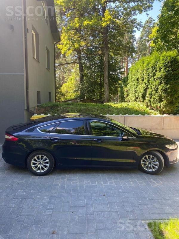 Melns Ford Mondeo 2015 Ogre, ar dzinēja tilpumu 2.00 L un nobraukumu 247 tūkst. km par 5000 €, foto 3 vietnē AUTOMOTO.COM.LV