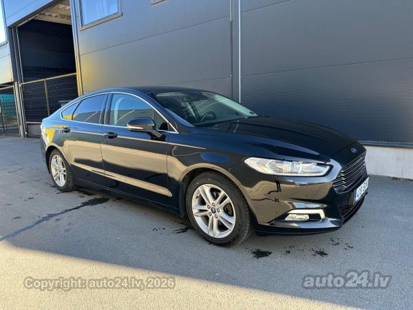 Melns Ford Mondeo 2016 Tallina, ar dzinēja tilpumu 2.00 L un nobraukumu 159 tūkst. km par 10900 €, foto 3 vietnē AUTOMOTO.COM.LV