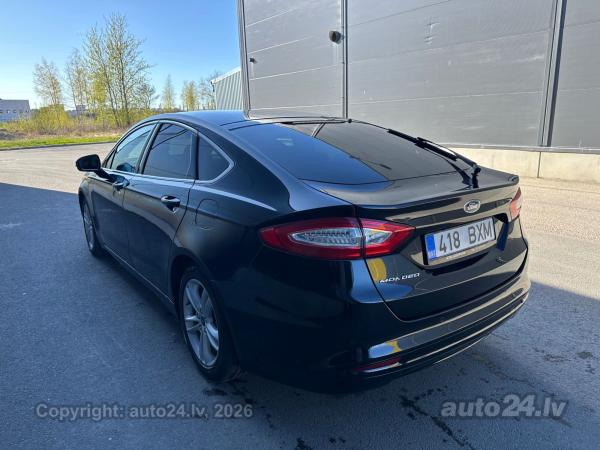 Melns Ford Mondeo 2016 Tallina, ar dzinēja tilpumu 2.00 L un nobraukumu 159 tūkst. km par 10900 €, foto 5 vietnē AUTOMOTO.COM.LV