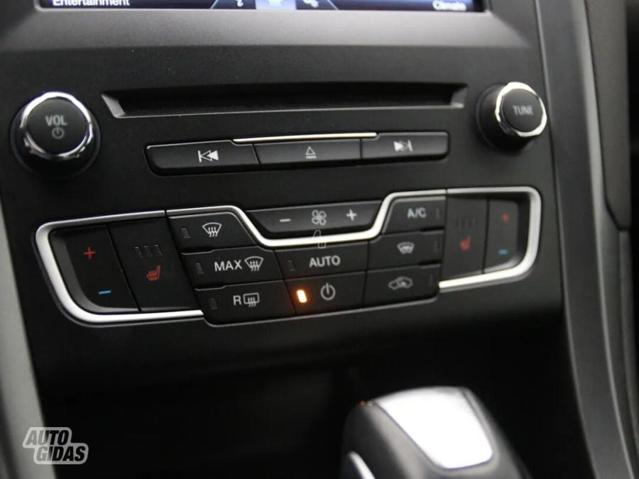 Black Ford Mondeo 2016 in Vilnius, with an engine capacity of 1.50 L and mileage of 133 thousand km for 10399 €, photo 21 on AUTOMOTO.COM.LV