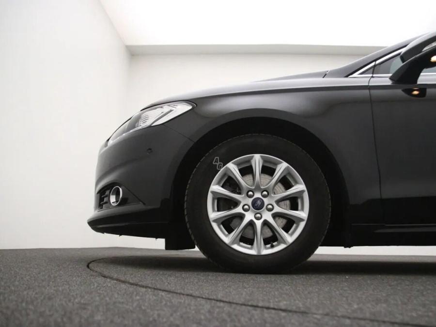 Black Ford Mondeo 2016 in Vilnius, with an engine capacity of 1.50 L and mileage of 133 thousand km for 10399 €, photo 29 on AUTOMOTO.COM.LV