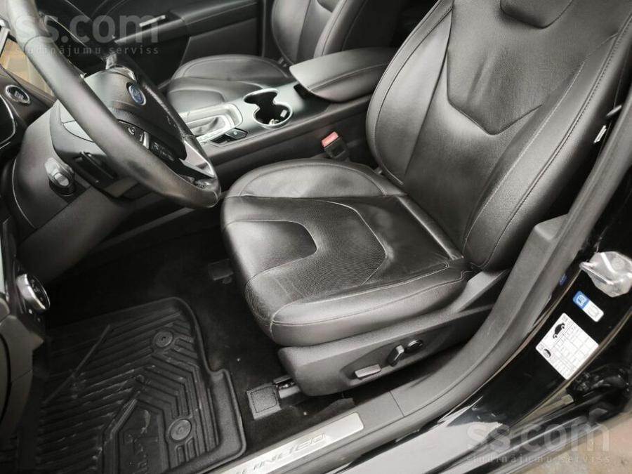 Black Ford Mondeo 2017 in Riga, with an engine capacity of 2.00 L and mileage of 253 thousand km for 7700 €, photo 10 on AUTOMOTO.COM.LV