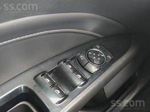Black Ford Mondeo 2017 in Riga, with an engine capacity of 2.00 L and mileage of 253 thousand km for 7700 €, photo 18 on AUTOMOTO.COM.LV