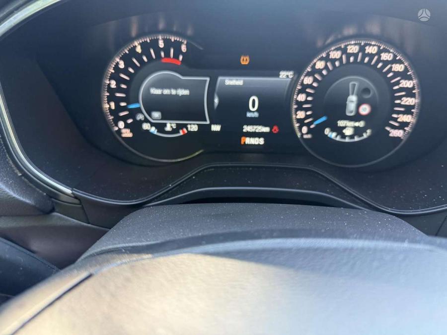 Black Ford Mondeo 2017 in Utena, with an engine capacity of 2.00 L and mileage of 25 thousand km for 8850 €, photo 16 on AUTOMOTO.COM.LV