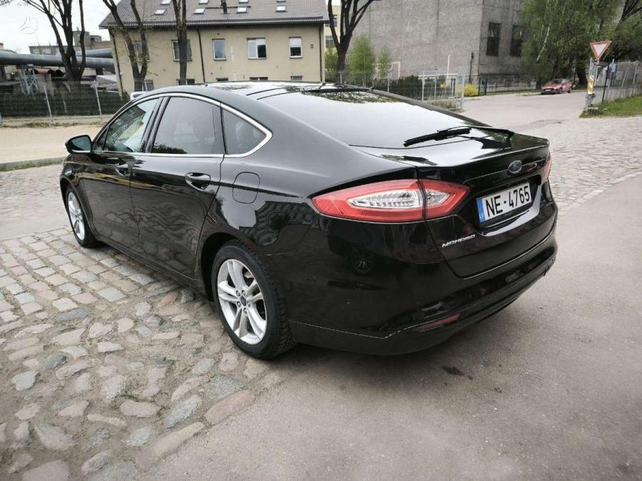 Black Ford Mondeo 2017 in Riga, with an engine capacity of 2.00 L and mileage of 253 thousand km for 7700 €, photo 6 on AUTOMOTO.COM.LV