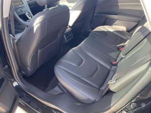 Black Ford Mondeo 2017 in Vilnius, with an engine capacity of 2.00 L and mileage of 253 thousand km for 7750 €, photo 19 on AUTOMOTO.COM.LV