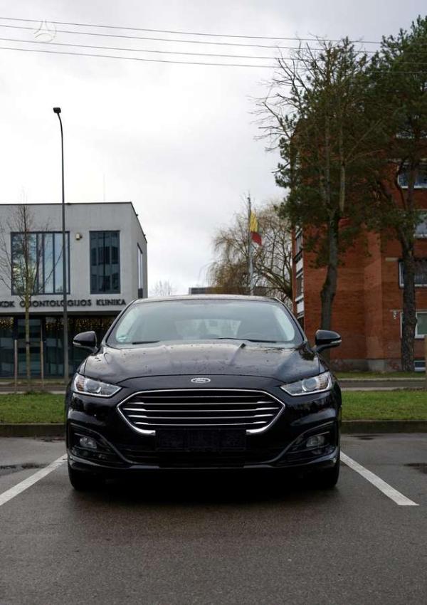 Black Ford Mondeo 2019 in Kaunas, with an engine capacity of 1.50 L and mileage of 30 thousand km for 12450 €, photo 1 on AUTOMOTO.COM.LV