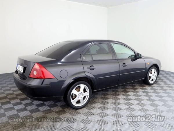 Melns Ford Mondeo 2001 Tallina, ar dzinēja tilpumu 2.00 L un nobraukumu 287 tūkst. km par 899 €, foto 3 vietnē AUTOMOTO.COM.LV
