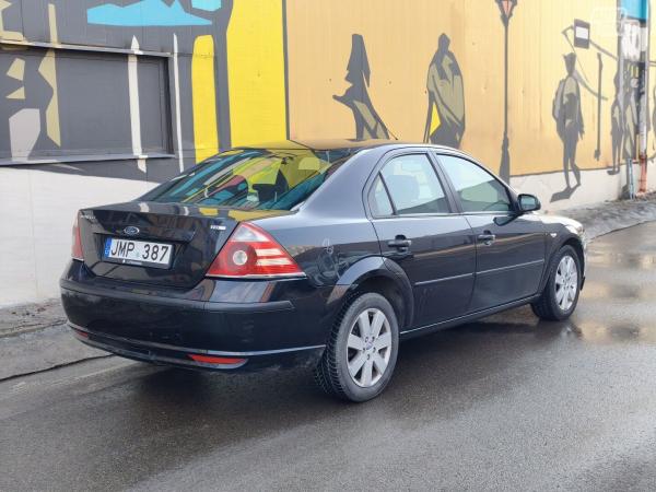 Melns Ford Mondeo 2006 Viļņa, ar dzinēja tilpumu 2.00 L un nobraukumu 306 tūkst. km par 1000 €, foto 4 vietnē AUTOMOTO.COM.LV